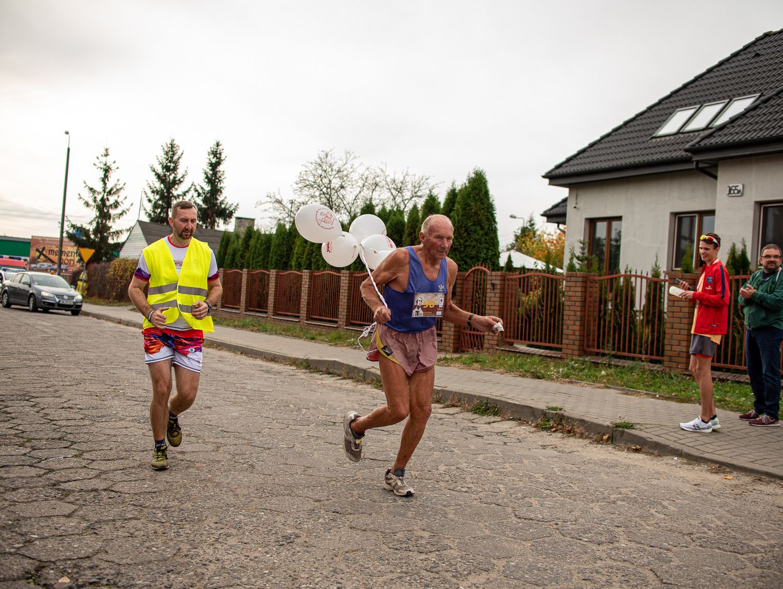 27. bieg im. bł. ks. J. Popiełuszki: 77-latek najstarszym uczestnikiem ...