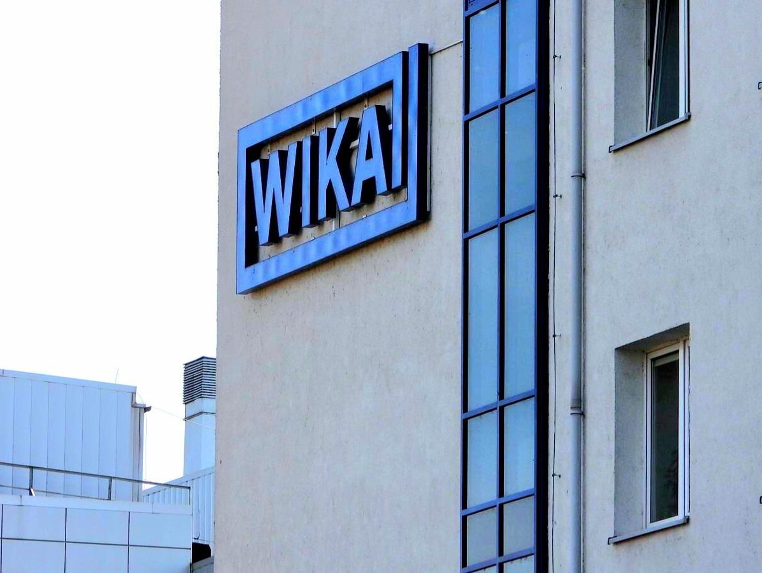 W WICE "300 osób poszło na bruk"... jaka jest prawda? Firma wyjaśnia