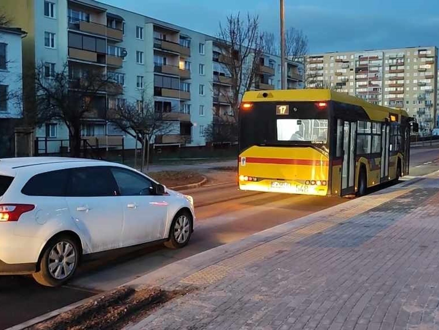 "Likwidacja zatoki autobusowej przy rondzie Falbanka, to chory pomysł..."